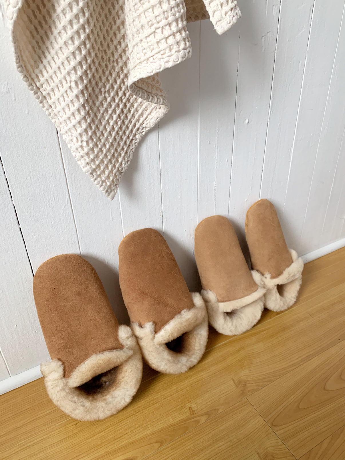 Organic Sheepskin Pancake Slippers for Men, Women Canada – Soul Comfort