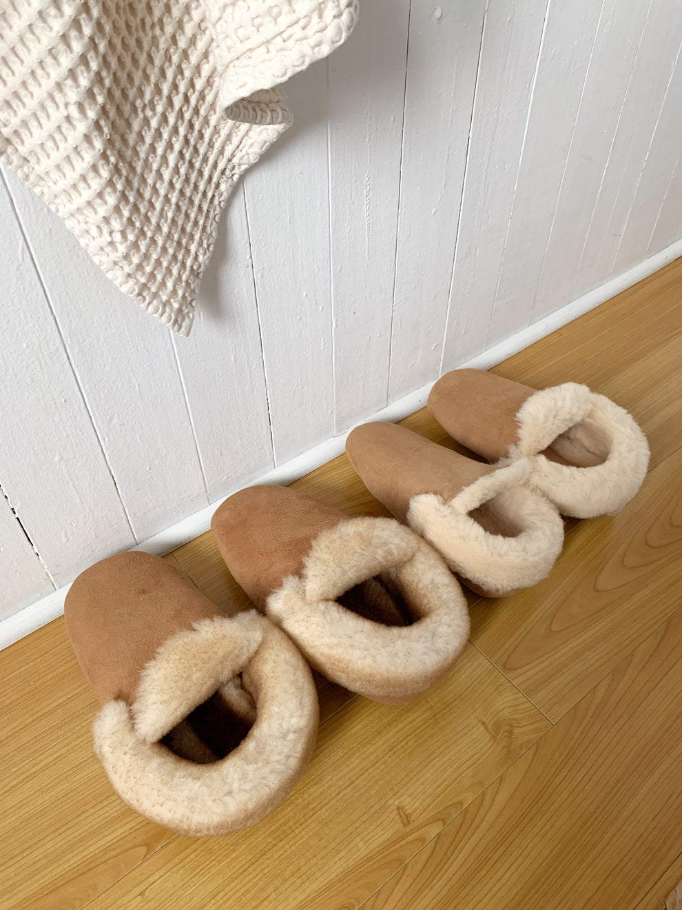 Organic Sheepskin Pancake Slippers for Men, Women Canada – Soul Comfort